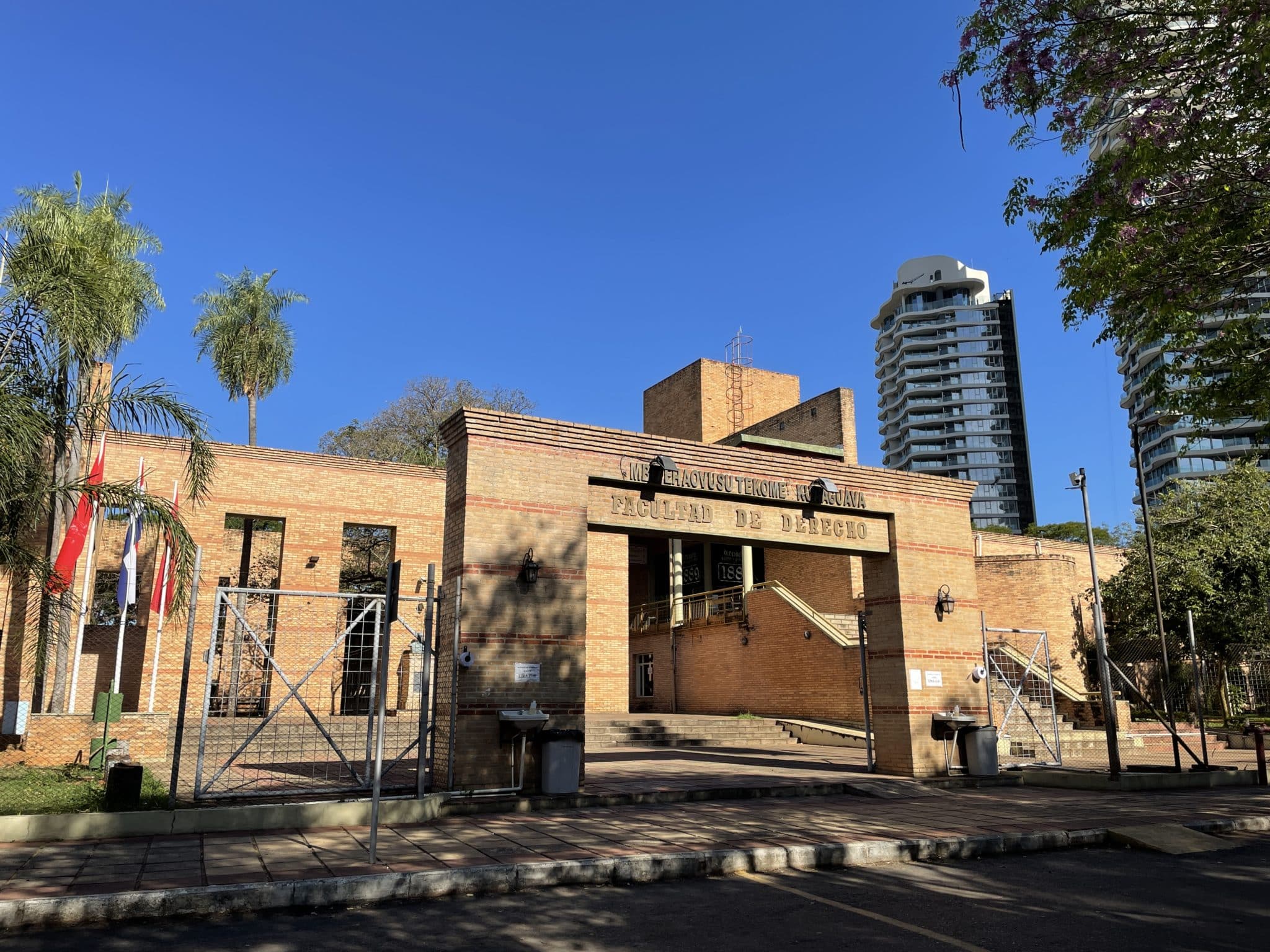 Unidades Académicas - Universidad Nacional de Asunción