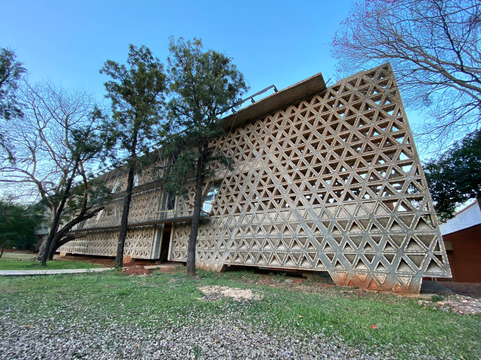 Unidades Académicas - Universidad Nacional de Asunción